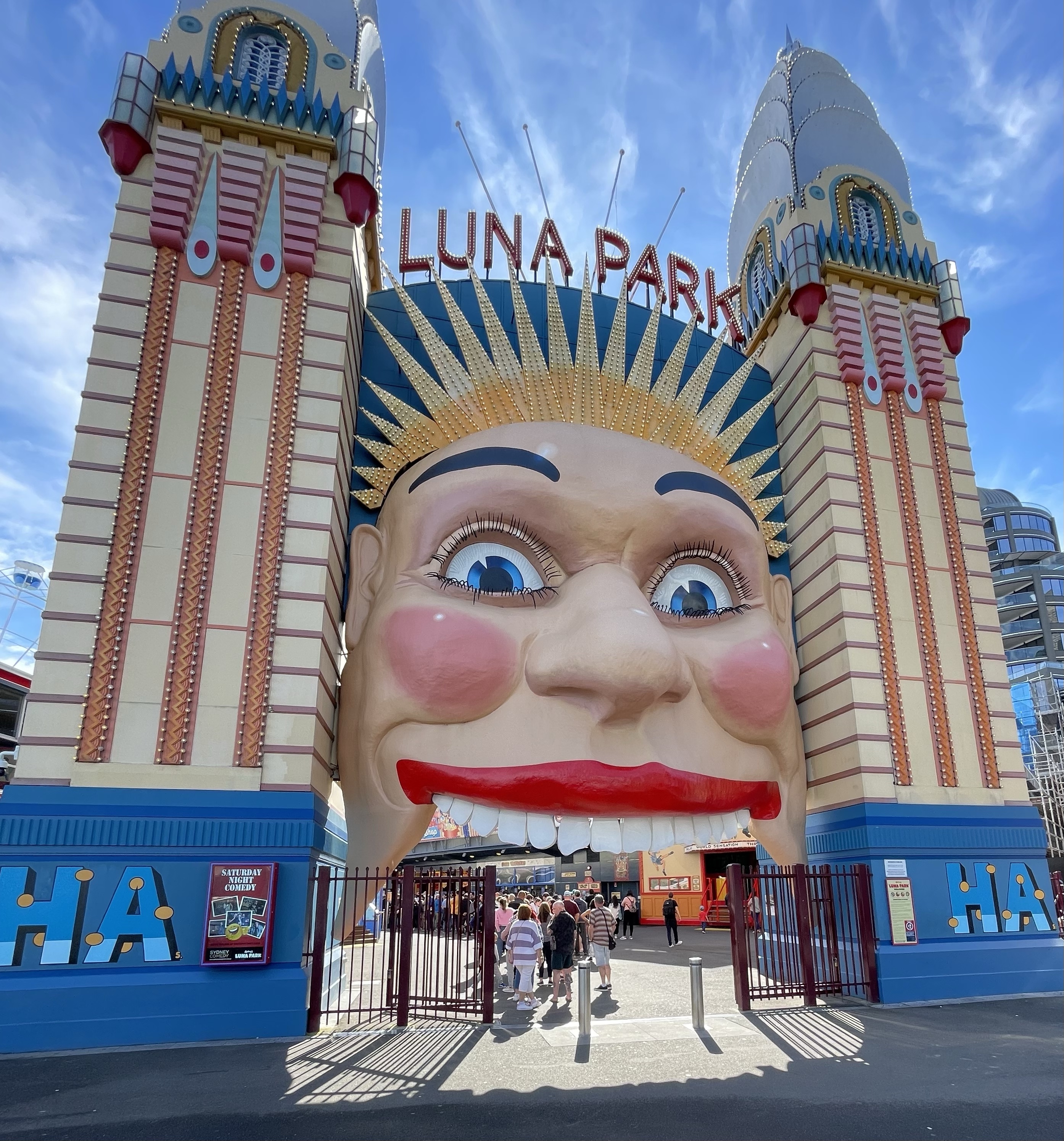 Luna Park, Sydney’s world famous “Fun Fair” Picture and video below ...